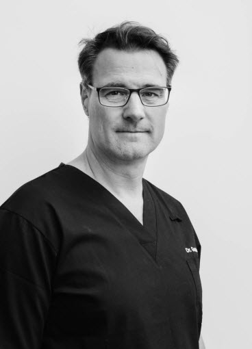 Danny Gauthier, MD, FRCSC, ophthalmologist, clinique Berri